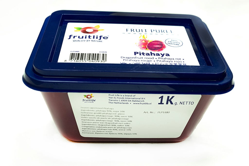 Dragon fruit puree (red)