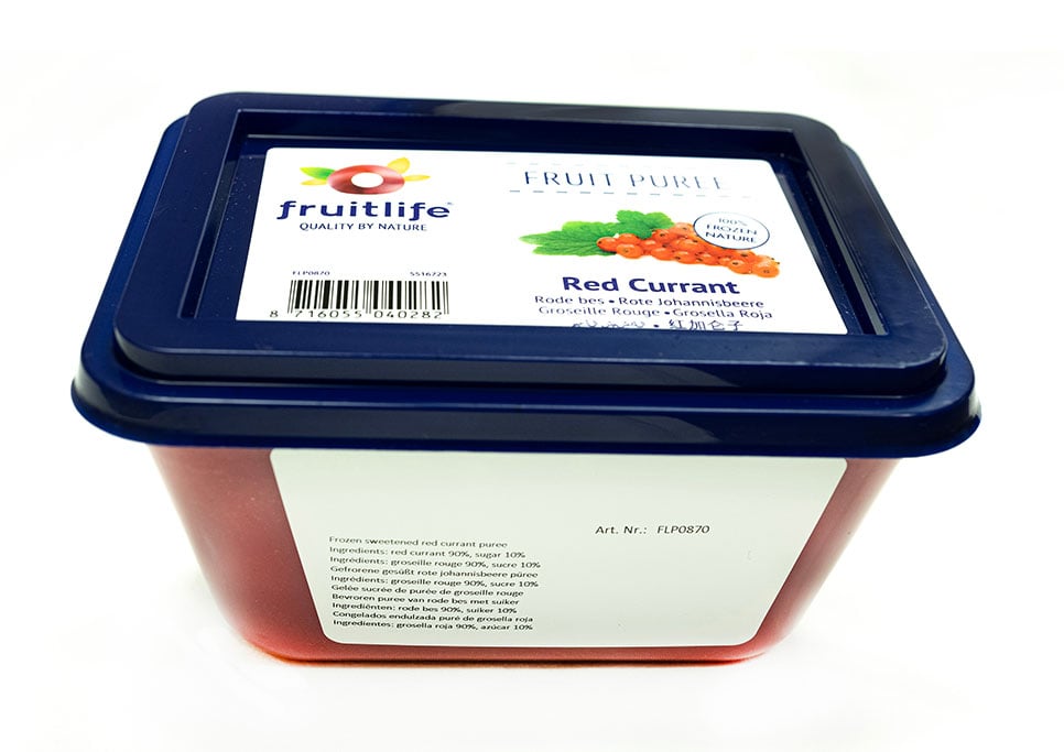 Red currant puree without pit